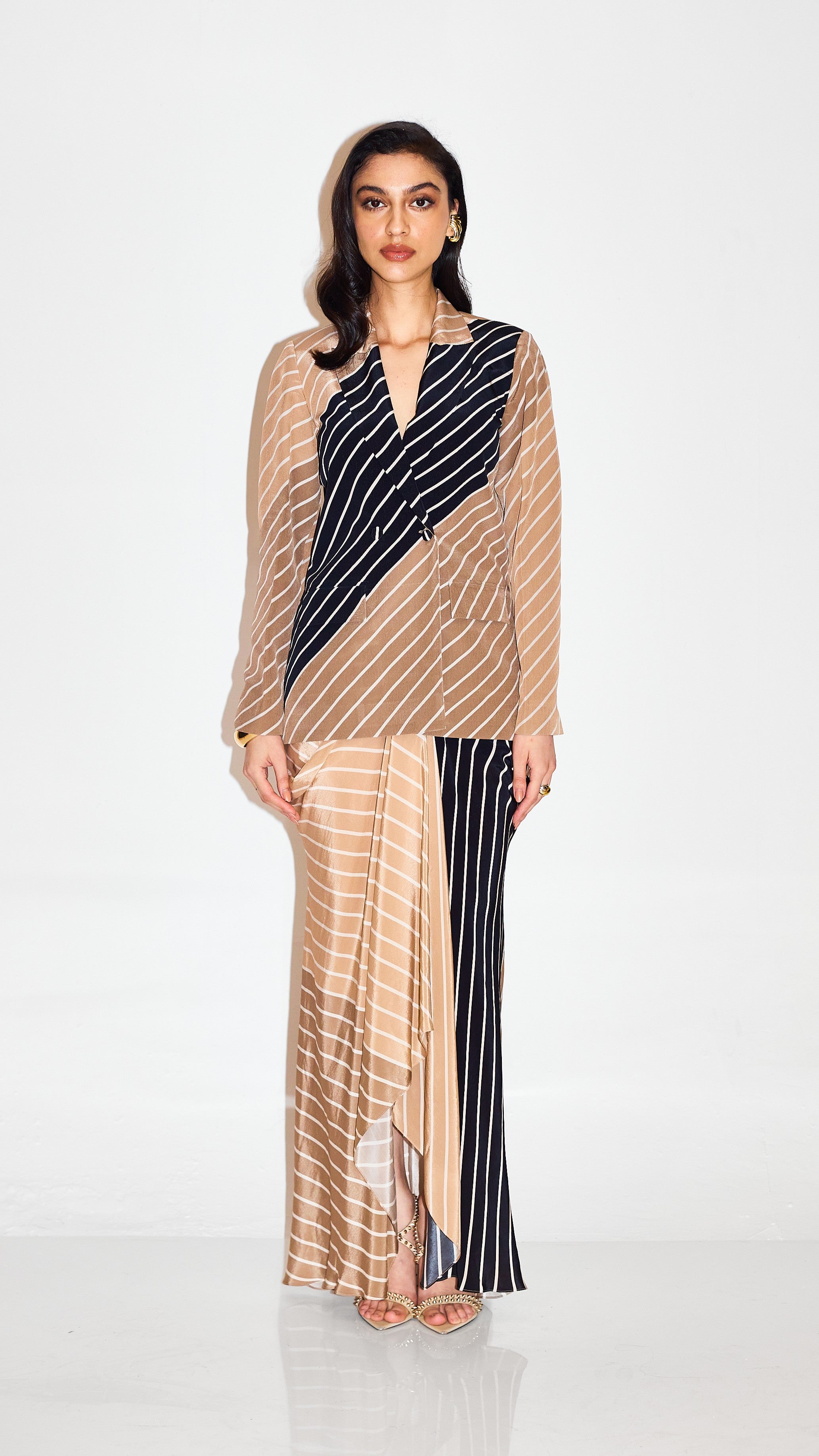 LENNON – TWINKLE HANSPAL