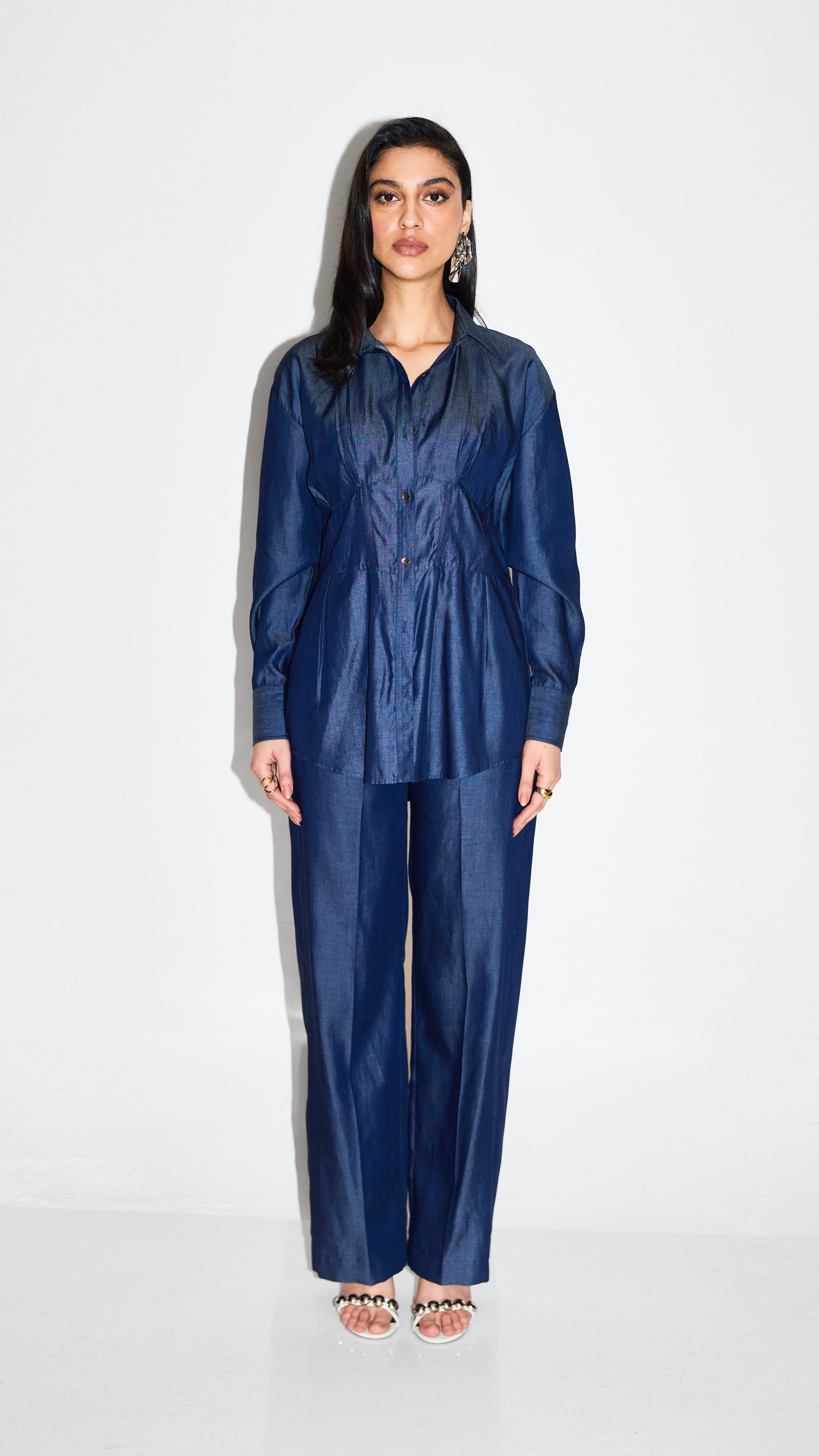 PRESLEY – TWINKLE HANSPAL