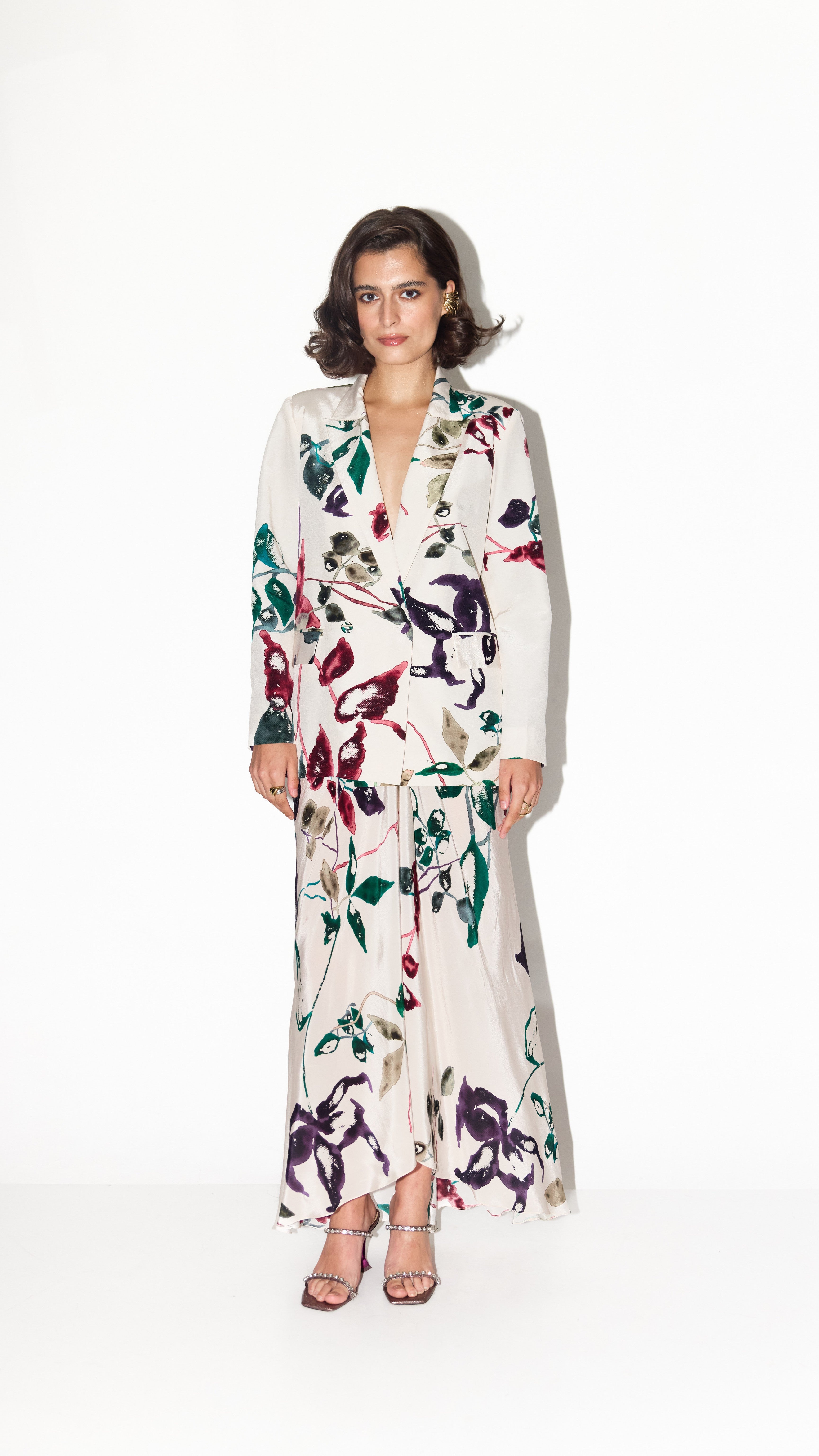 LENNON – TWINKLE HANSPAL