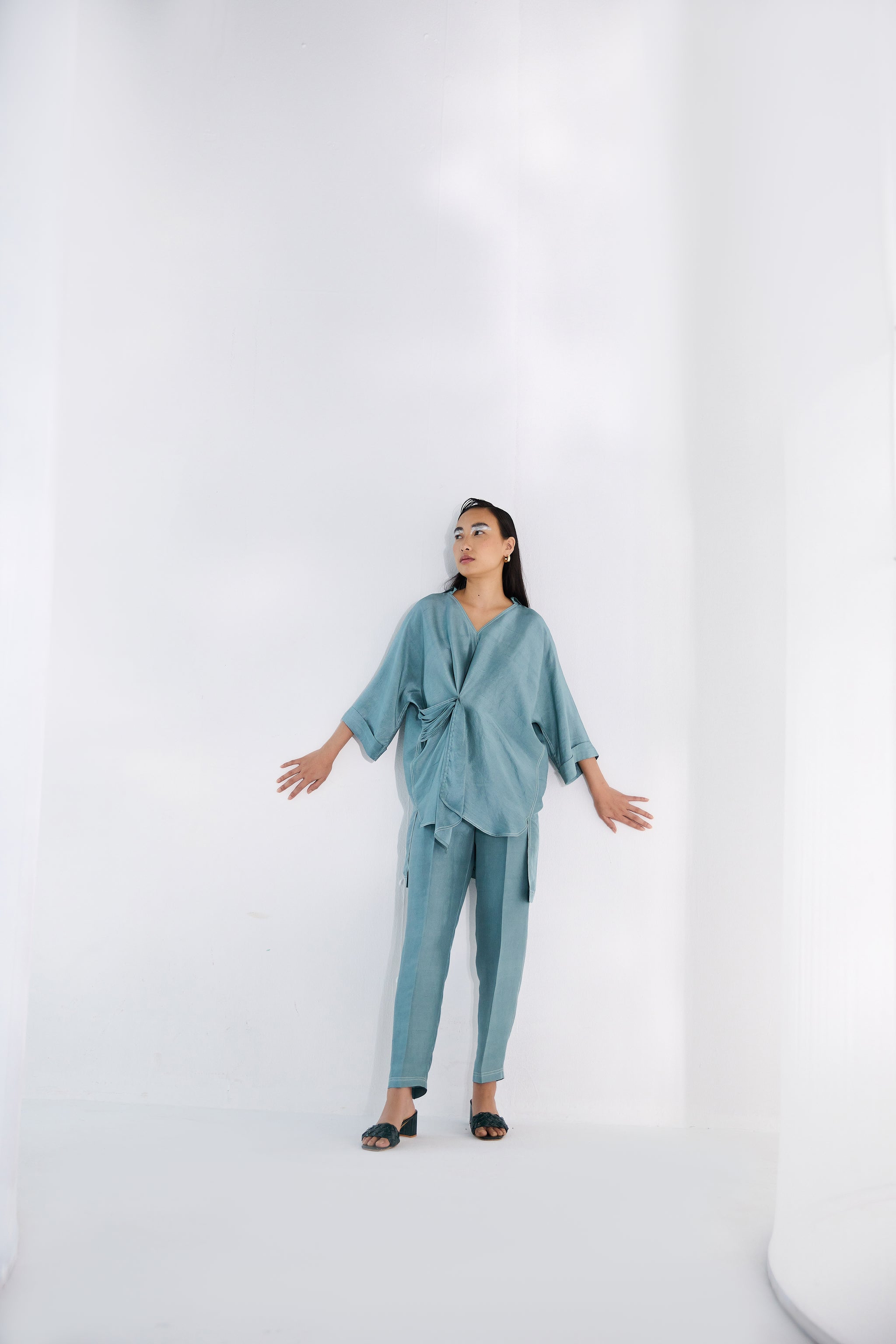 SKYLAR – TWINKLE HANSPAL