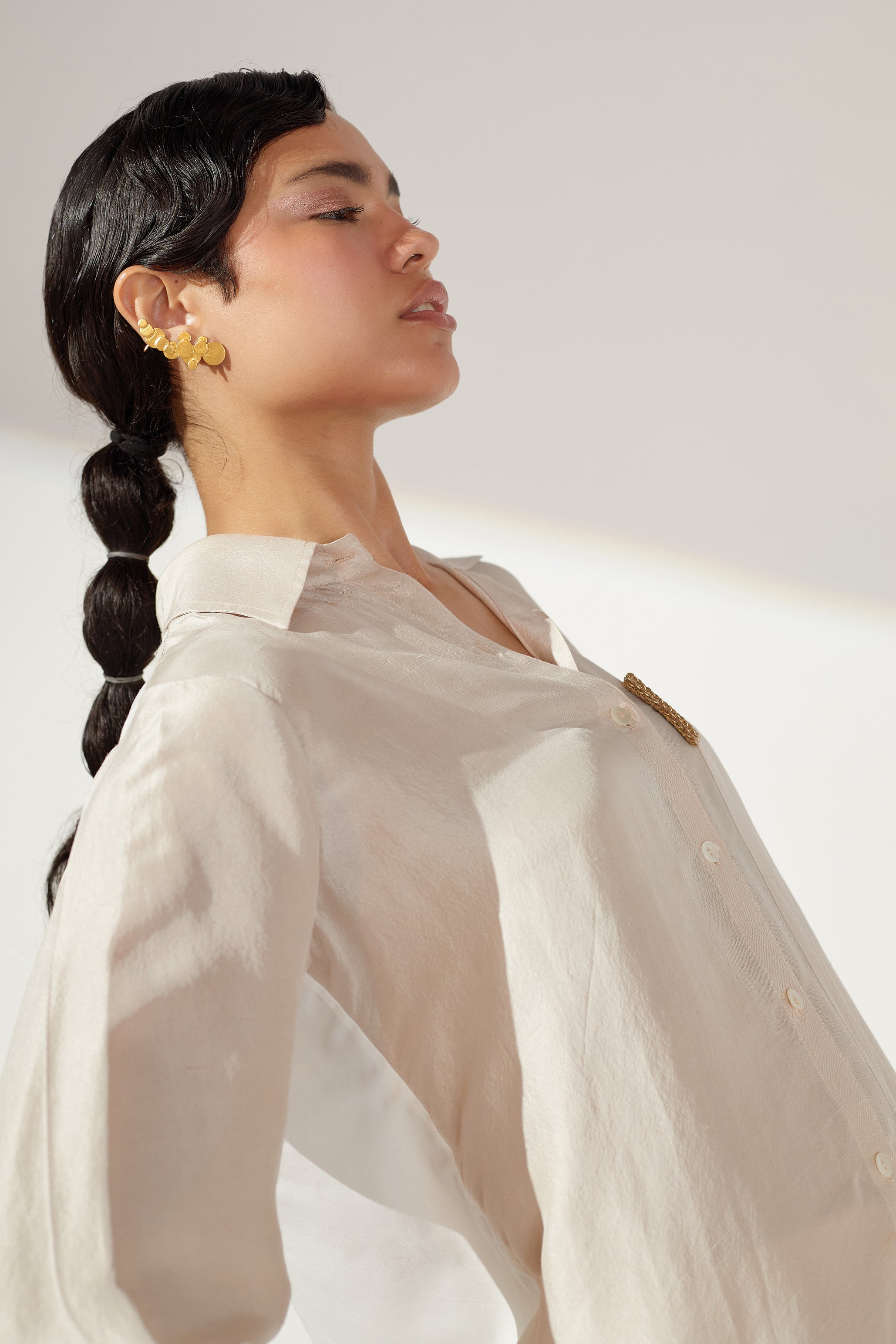 LUNA – TWINKLE HANSPAL