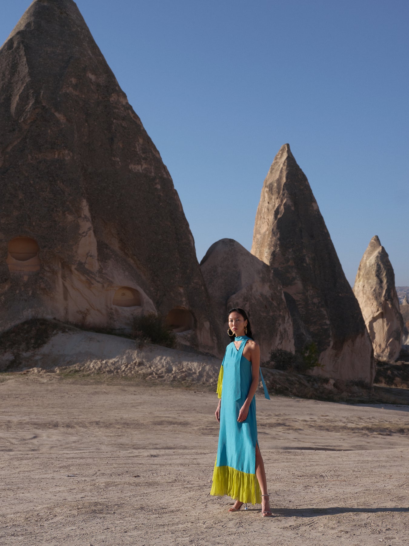 Twinkle Hanspal – TWINKLE HANSPAL